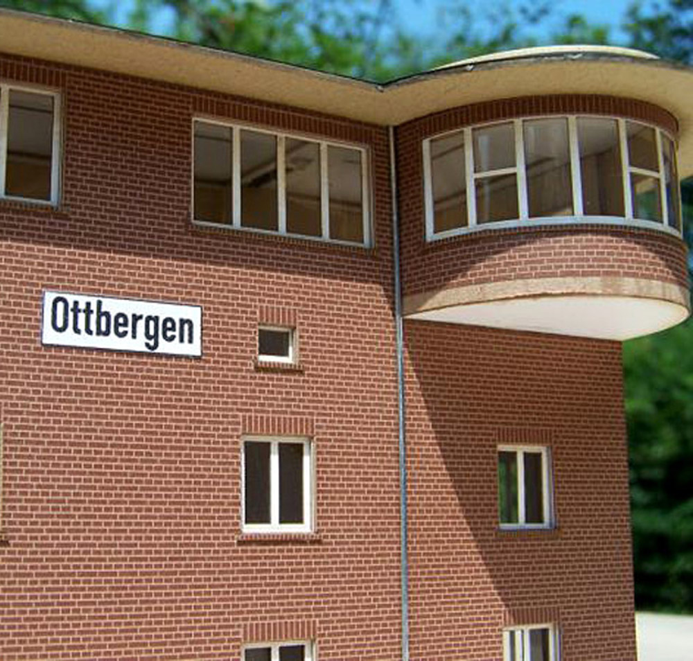 www.modellbahn-exklusiv.de - Stellwerk Ottbergen Oof, Lasercut-Bausatz ...